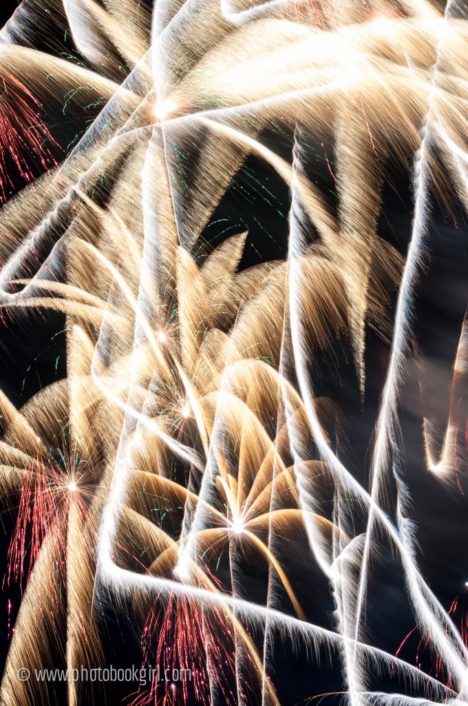 Photographing Fireworks – Misadventures in Photography
